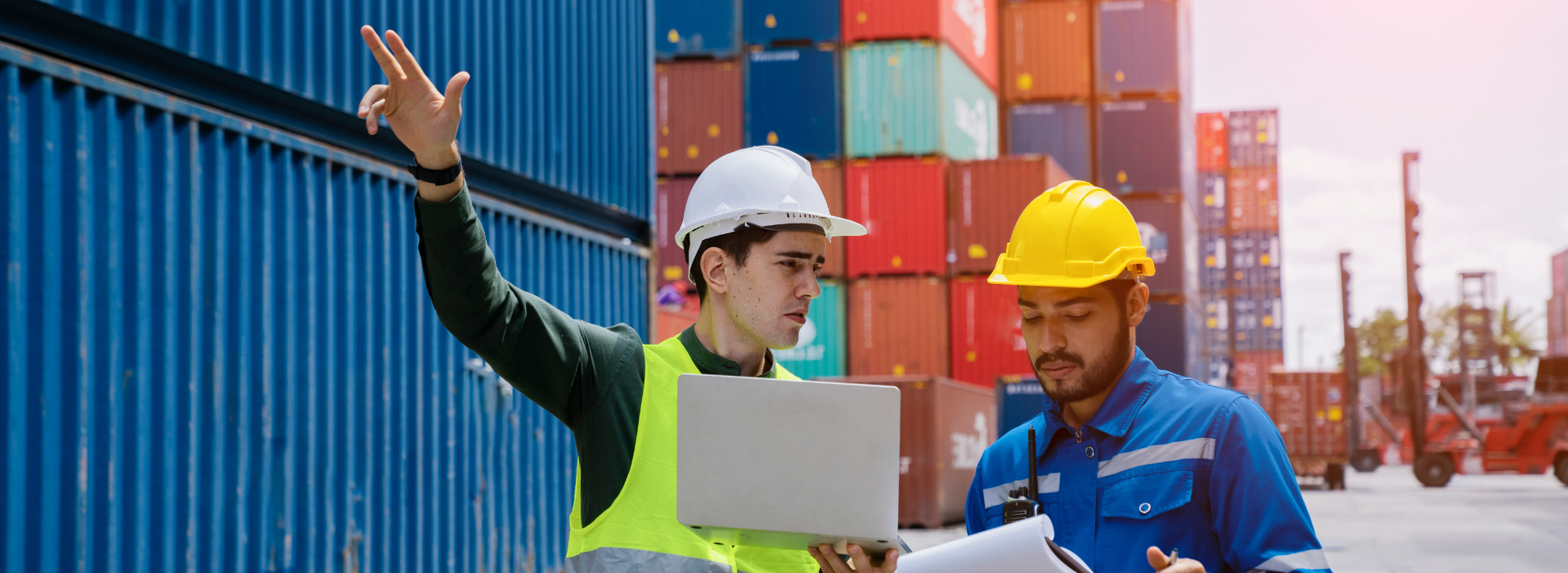 Responsable import : fiche métier, salaire, missions | Euridis